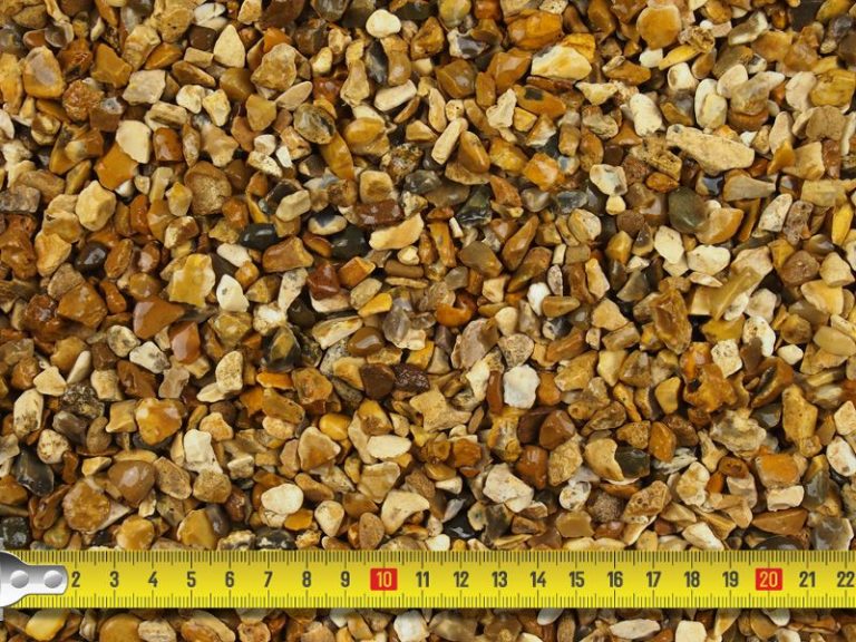 Golden Gravel | Derbyshire Specialist Aggregates