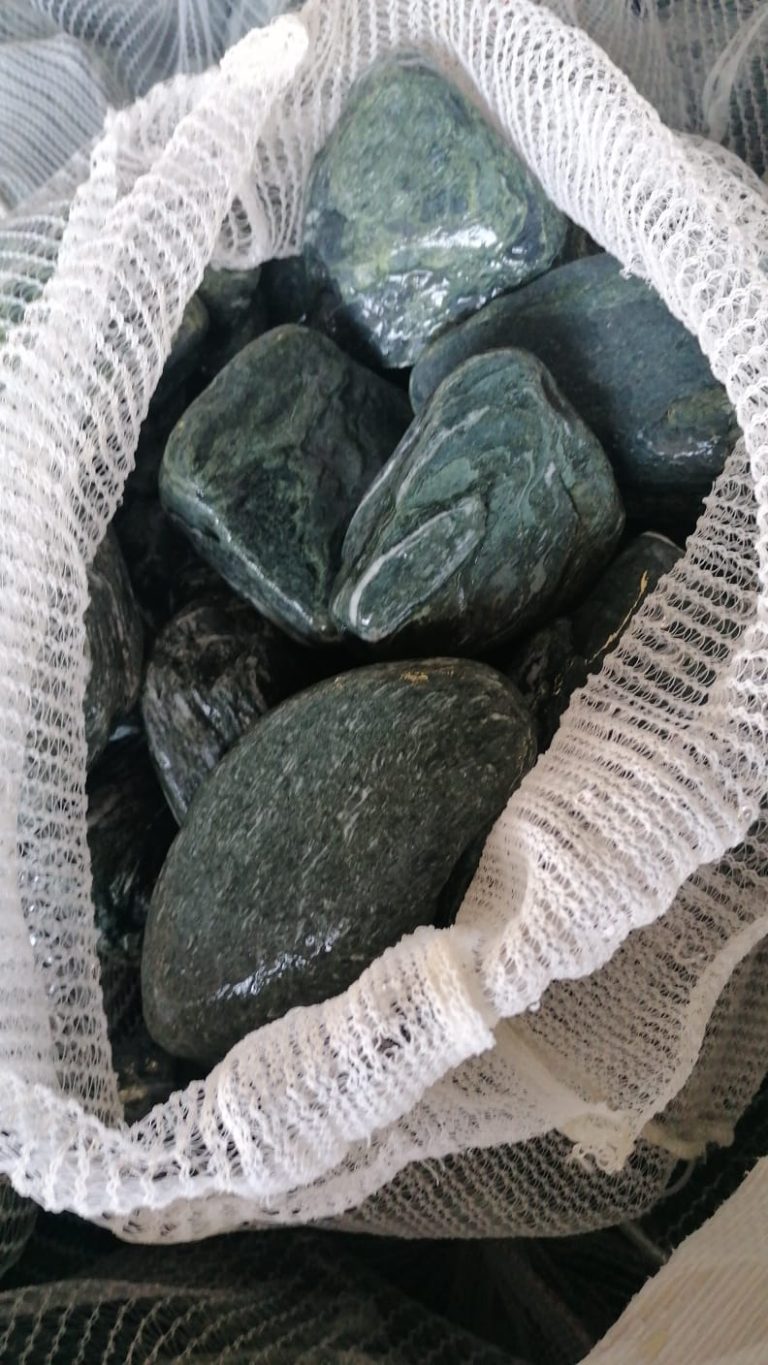 Green Cobbles | Derbyshire Specialist Aggregates